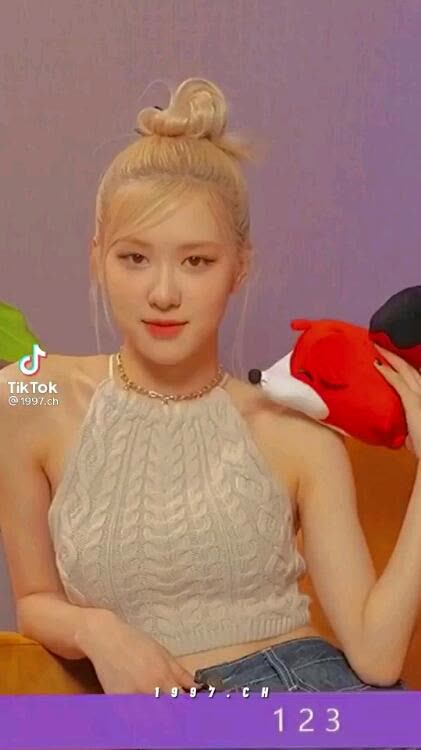 ស្រស់ស្អាតម្លឹងៗអ្នកណាមិនស្រទ្បាញ់ - TNAOT