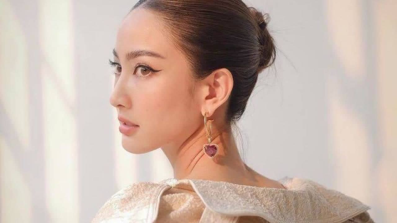 Khun Dew បញ្ជាក់ថាកញ្ញា Taew Natapohn នៅតែបន្តធ្វើការទូរទស្សន៍ថៃប៉ុស្តិ៍លេខ៣ - TNAOT