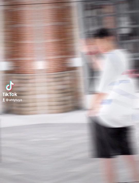 Oppa in Cambodia heng visal idol ណាគេខ្លះន្នឹង help like and comment ...