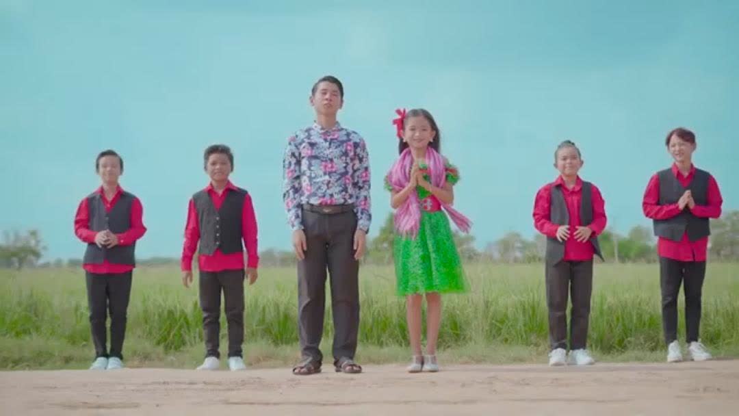 ថាព្រមឬមិនព្រម - យឿន ពិសី និង ផល្លី【 OFFICIAL MV 】 - TNAOT