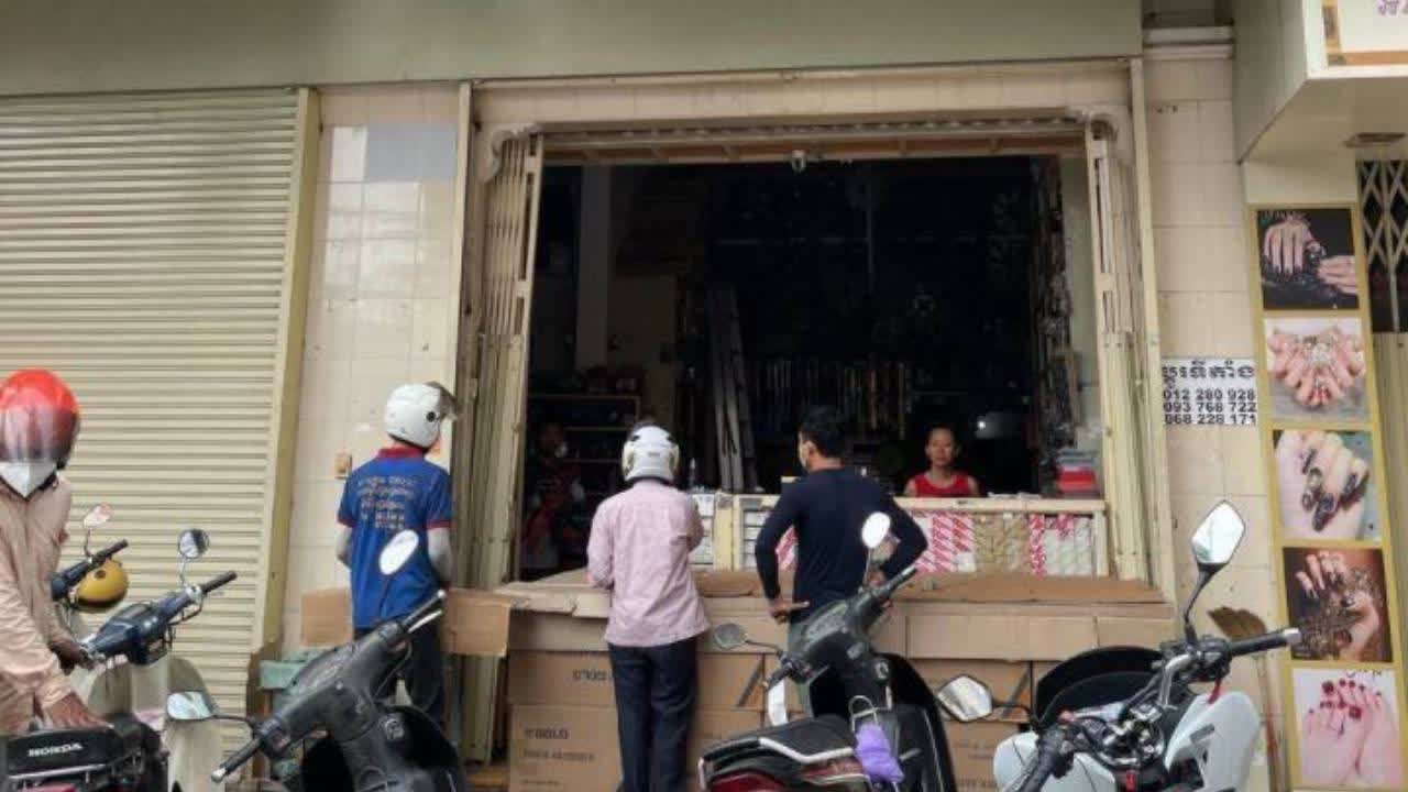 អ្នក ជំងឺ Covid-19 ធ្លាប់ ទៅ កន្លែង លក់ គ្រឿង បន្លាស់ រថ យន្ត អេង វី - TNAOT