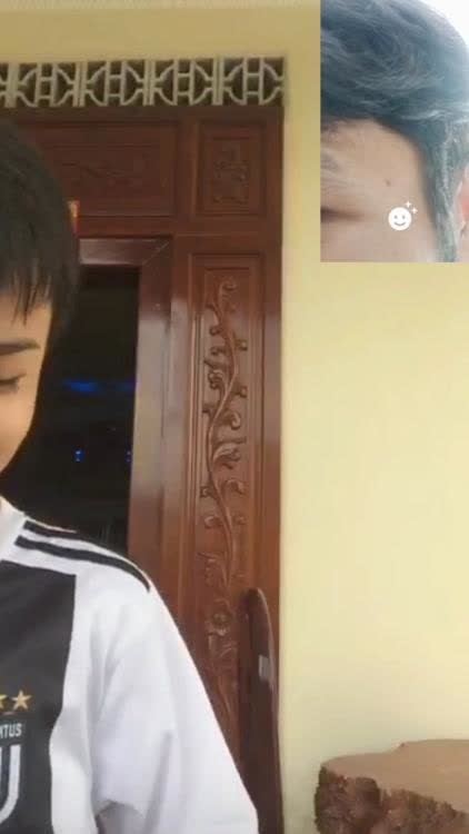 ចុចឡាចឱ្យម្នាក់មួយផង - TNAOT