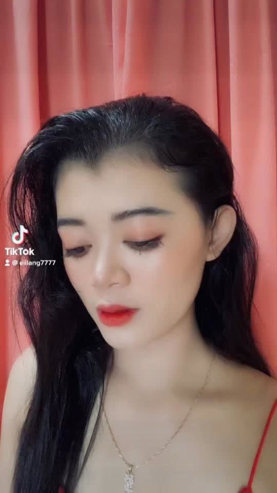 ឆ្នាំ នេះបងកាន់ដៃមេីល កាំជ្រូចនិងអ្នកណា - TNAOT