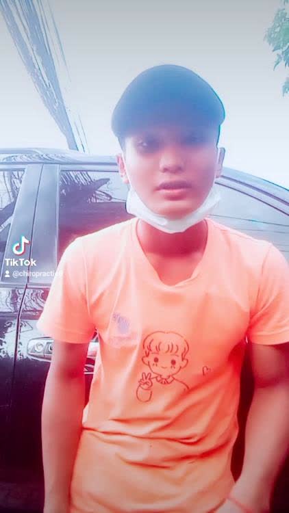 fan NVR 😂👏 ធ្វើលេងតេបានជួយចុចឡាចមួយផងចាំខ្ញុំសងវិញ - TNAOT