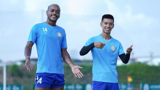 Marcio Marques ស៊ុតបញ្ចូលទី៣គ្រាប់ម្នាក់ជួយណាហ្គាឈ្នះប៉ូលិស៤ទល់០ - TNAOT