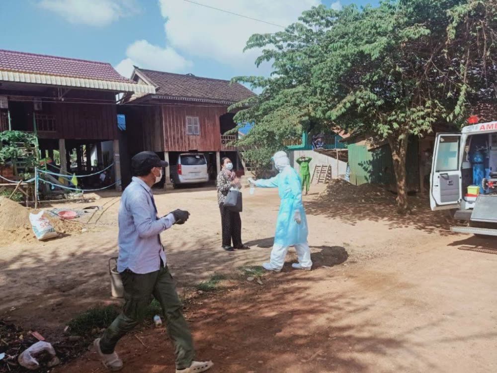 សាលារាជធានី ជំរុញឱ្យពង្រឹងប្រសិទ្ធភាព នៃការគ្រប់គ្រង ថែទាំ ព្យាបាលអ្នកជំងឺCovid-19 តាមផ្ទះ