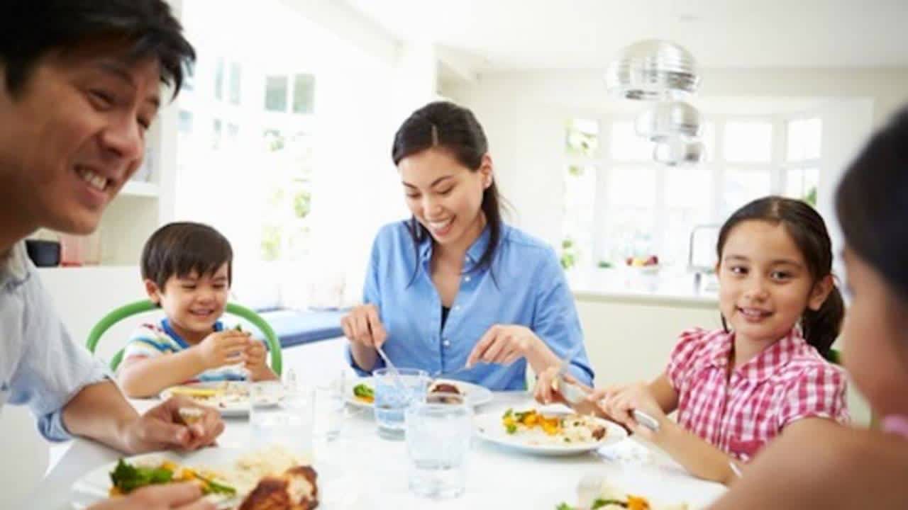 ឪពុកម្ដាយគួរដឹង ១០ ប្រយោគខ្លីខ្លឹម ជួយឲ្យកូនអ្នករឹងមាំ ឆ្លាត ...