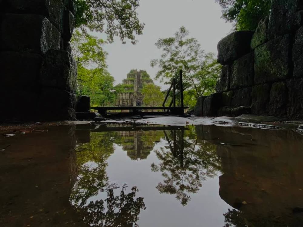 ក្រុមអ្នកជំនាញ ទៅពិនិត្យក្រុមប្រាសាទកោះកេរ មុន UNESCO ...