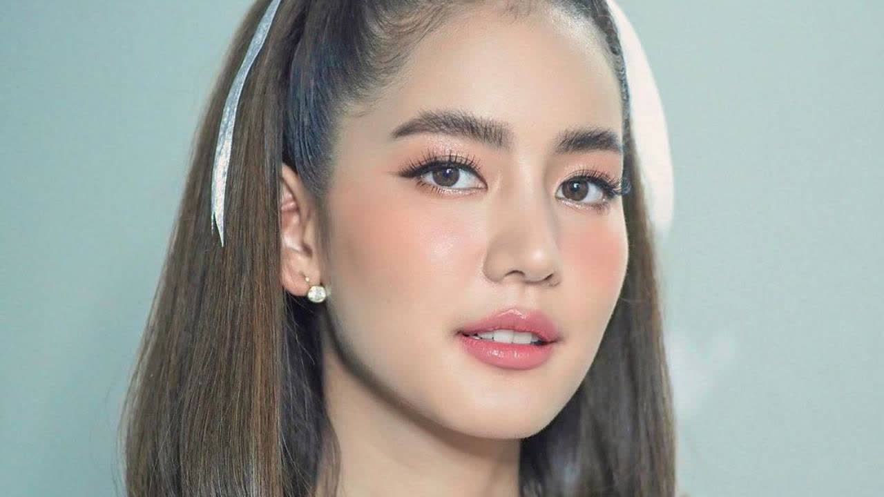 តារាសម្តែងថៃ TV3 វ័យក្មេង២ដួងបានធ្វើការជាមួយតារាសម្តែងកំពូលៗជាច្រើនដងក្នុងរឿងភាគ - TNAOT