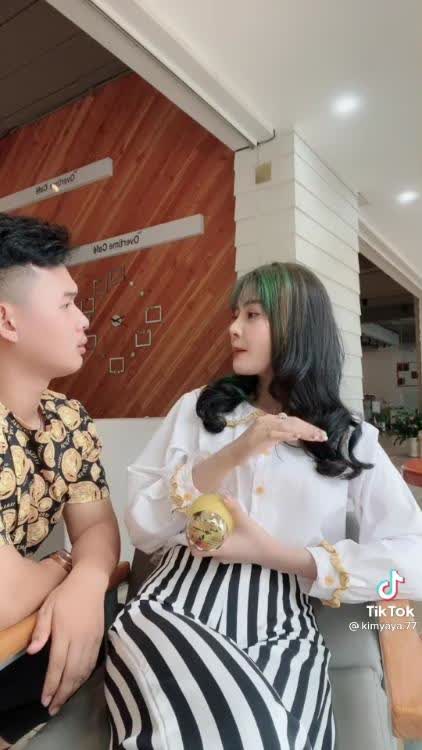 មិនយល់ទេស្រី😂😂 - TNAOT