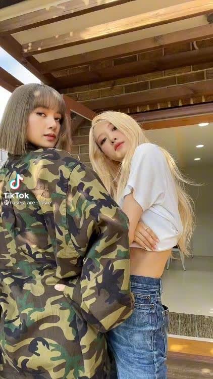 OMG Rosè and Lisa - TNAOT