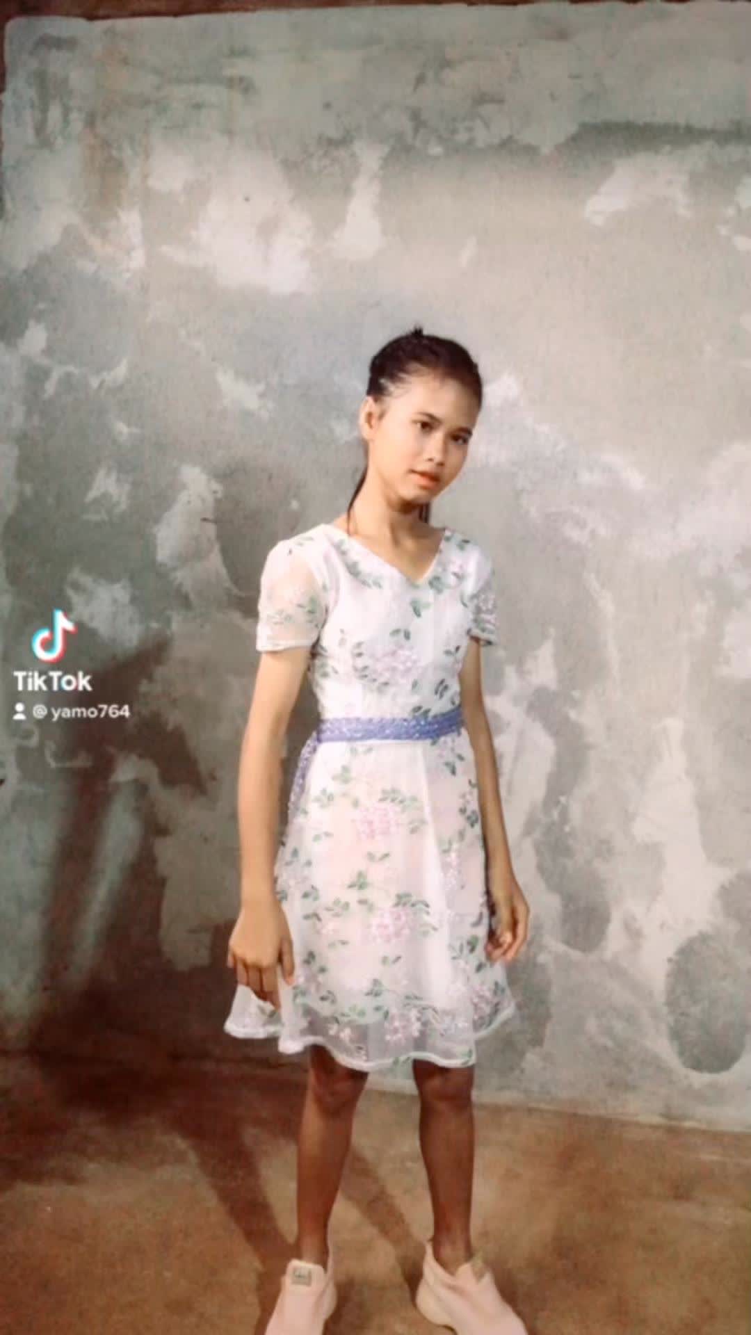 Post again Tik Tok dance - TNAOT