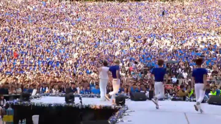 PSY - 'New Face' 1min. Live clip - TNAOT