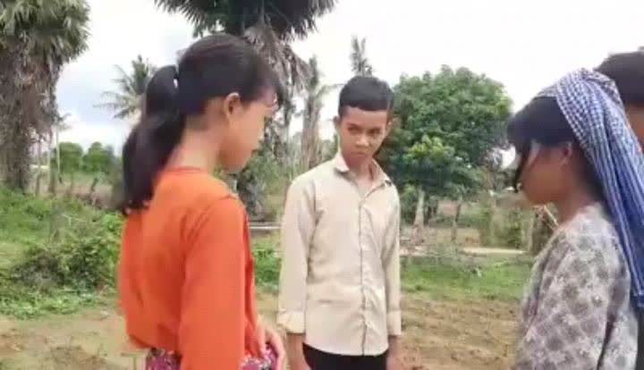 មើលហើយនិងសើច - TNAOT