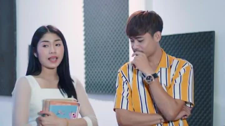 អ្នកគ្រូក្រមុំ - TNAOT