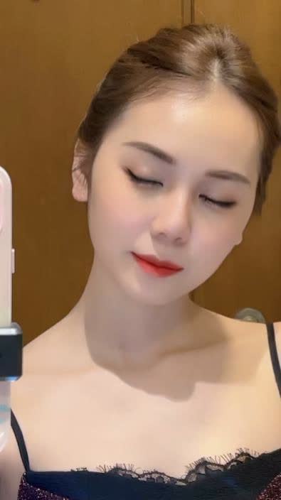 ស្រស់ស្អាតគួរអោយស្រលាញ់អត់បើស្រលាញ់likeម្នាក់1ផង - TNAOT