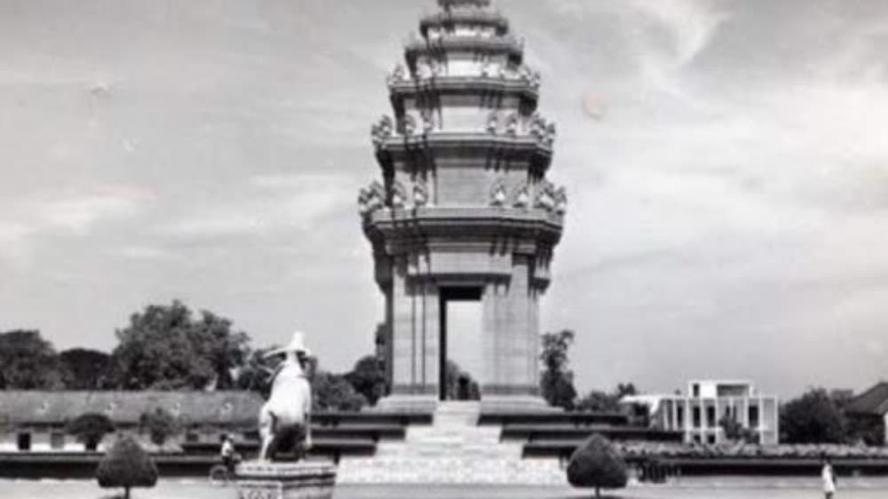 បុណ្យឯករាជ្យជាតិកម្ពុជា
